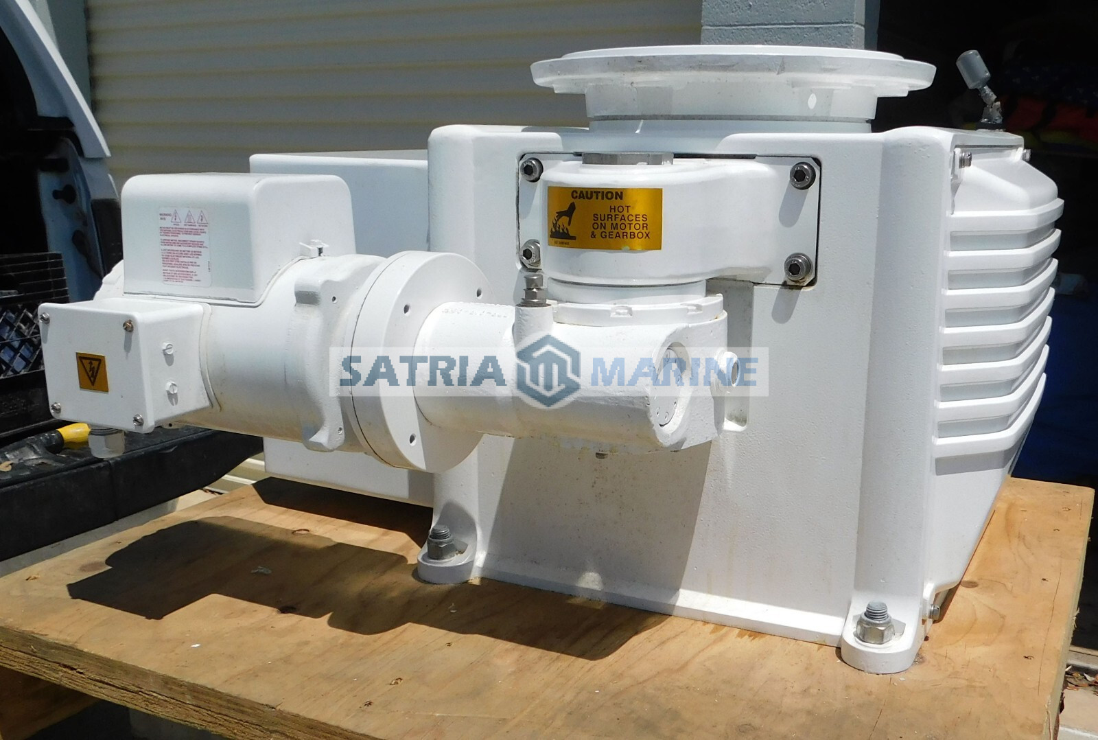 On Sale Sperry VisionMaster FT Radar Units 8 & 9ft Scanners - Satria Marine